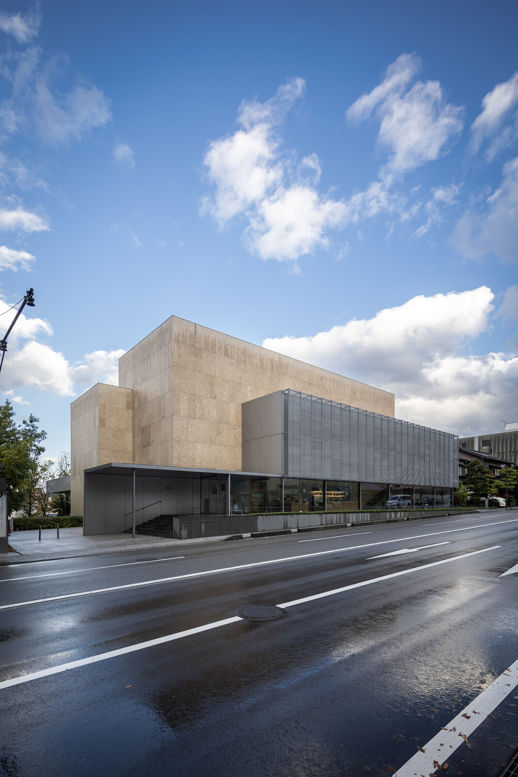 Yoshiro and Yoshio Taniguchi Museum of Architecture (谷口吉郎・吉生記念金沢建築館) by ...