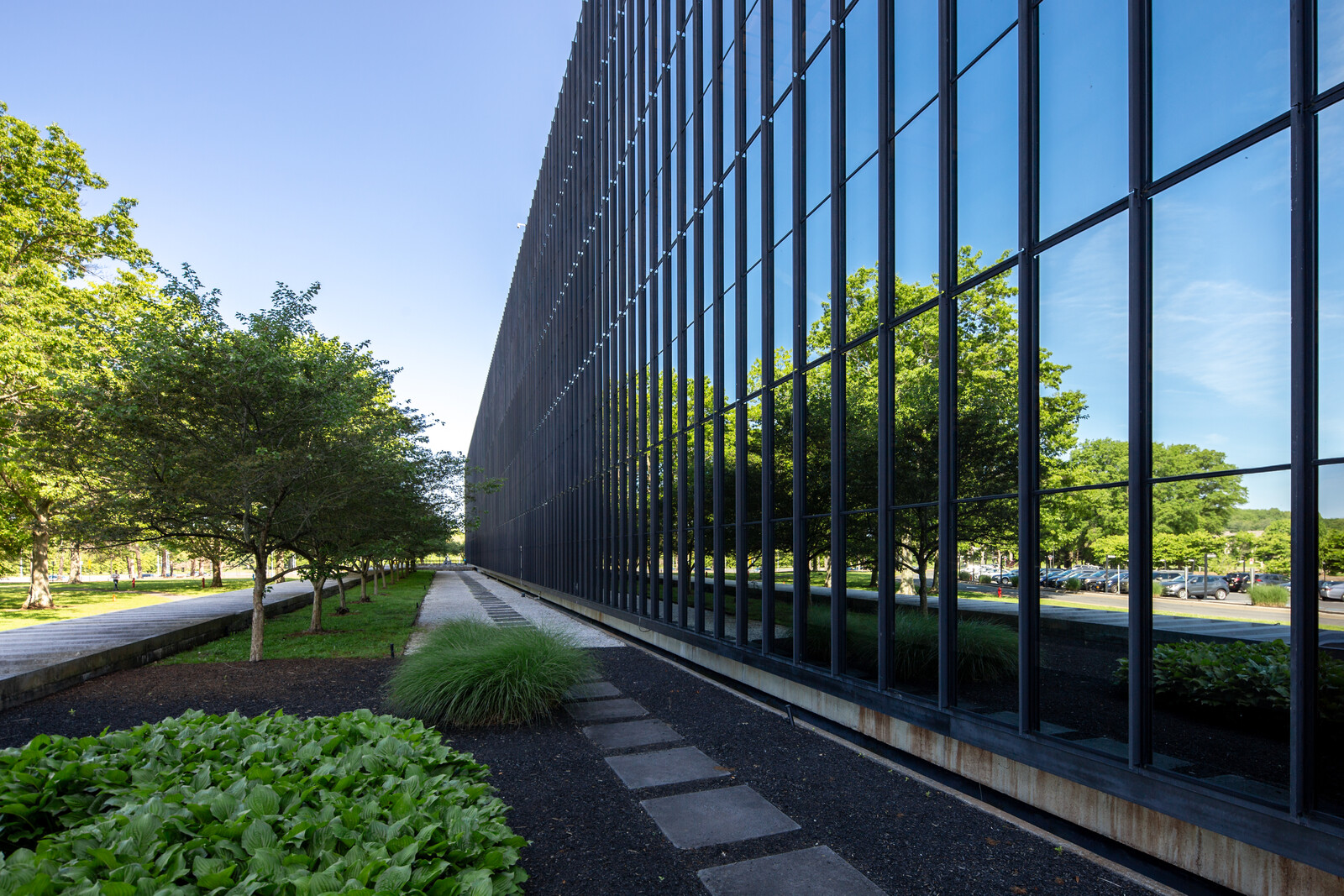 Bell Labs Holmdel Complex by Eero Saarinen | Francis Wu Architectural ...