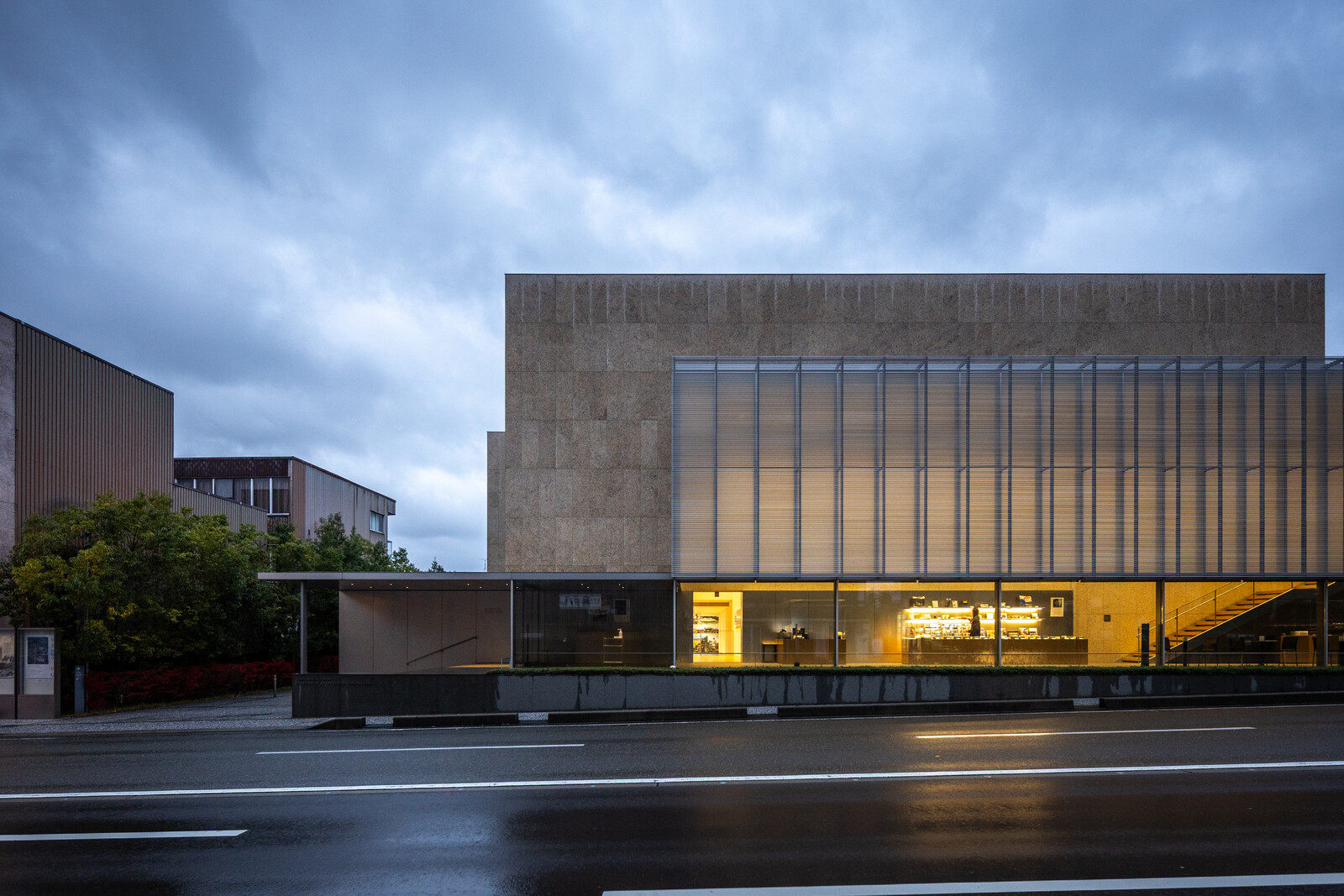 Yoshiro and Yoshio Taniguchi Museum of Architecture (谷口吉郎・吉生記念金沢建築館) by ...